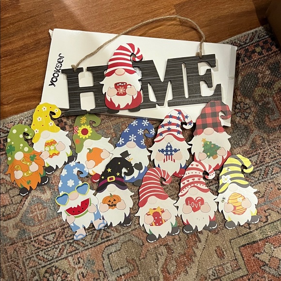 Holiday | Gnome Home Decor Sign With Interchangeable Gnomes | Poshmark